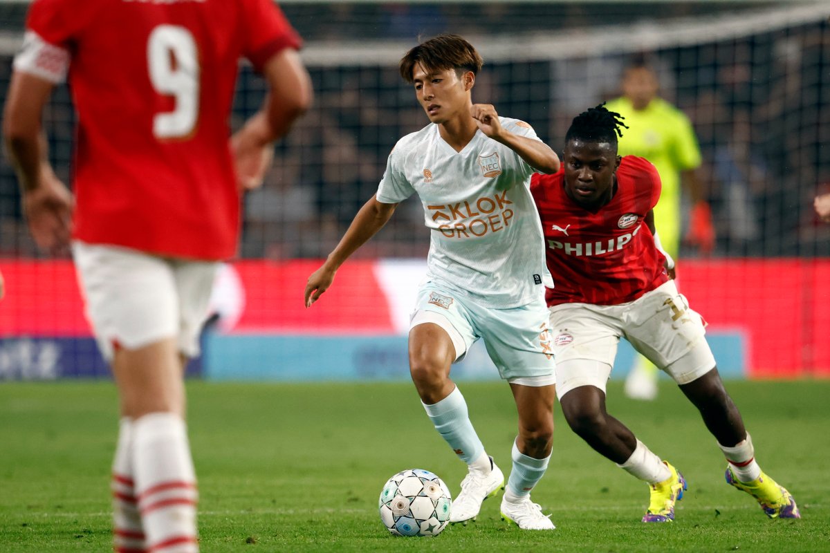 N.E.C. - Voorbeschouwing N.E.C. - PSV